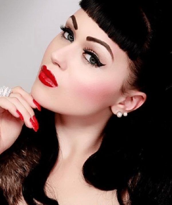 How to get a beautiful pin up eyeliner? – Afroculture.net