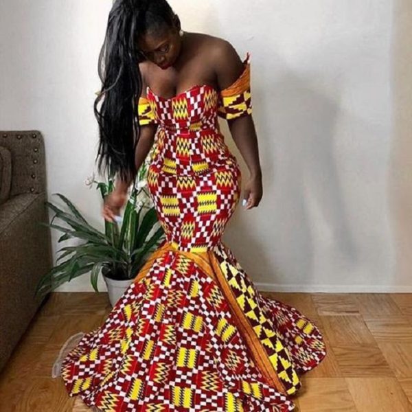 12 elegant Ghanaian women in kente dress – Afroculture.net
