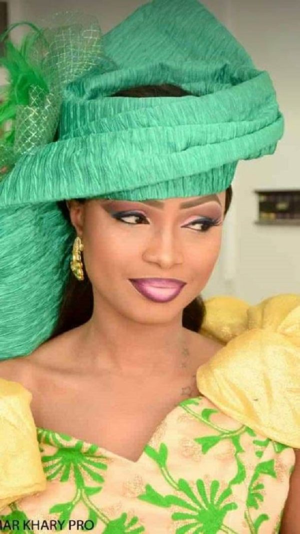 Moussor: 8 majestic Senegalese women in moussor headscarf – Afroculture.net