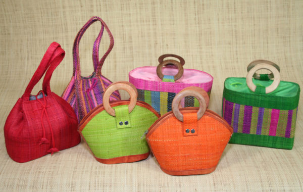 The raffia: traditional fabric of Gabon, Madagascar and Congo ...